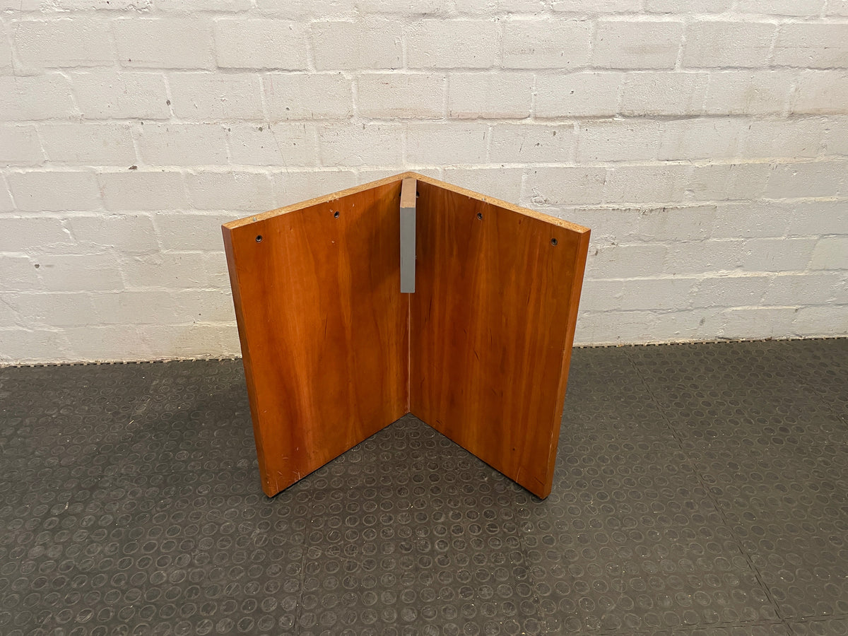 Wooden Desk Legs | 2ndhandwarehouse.com