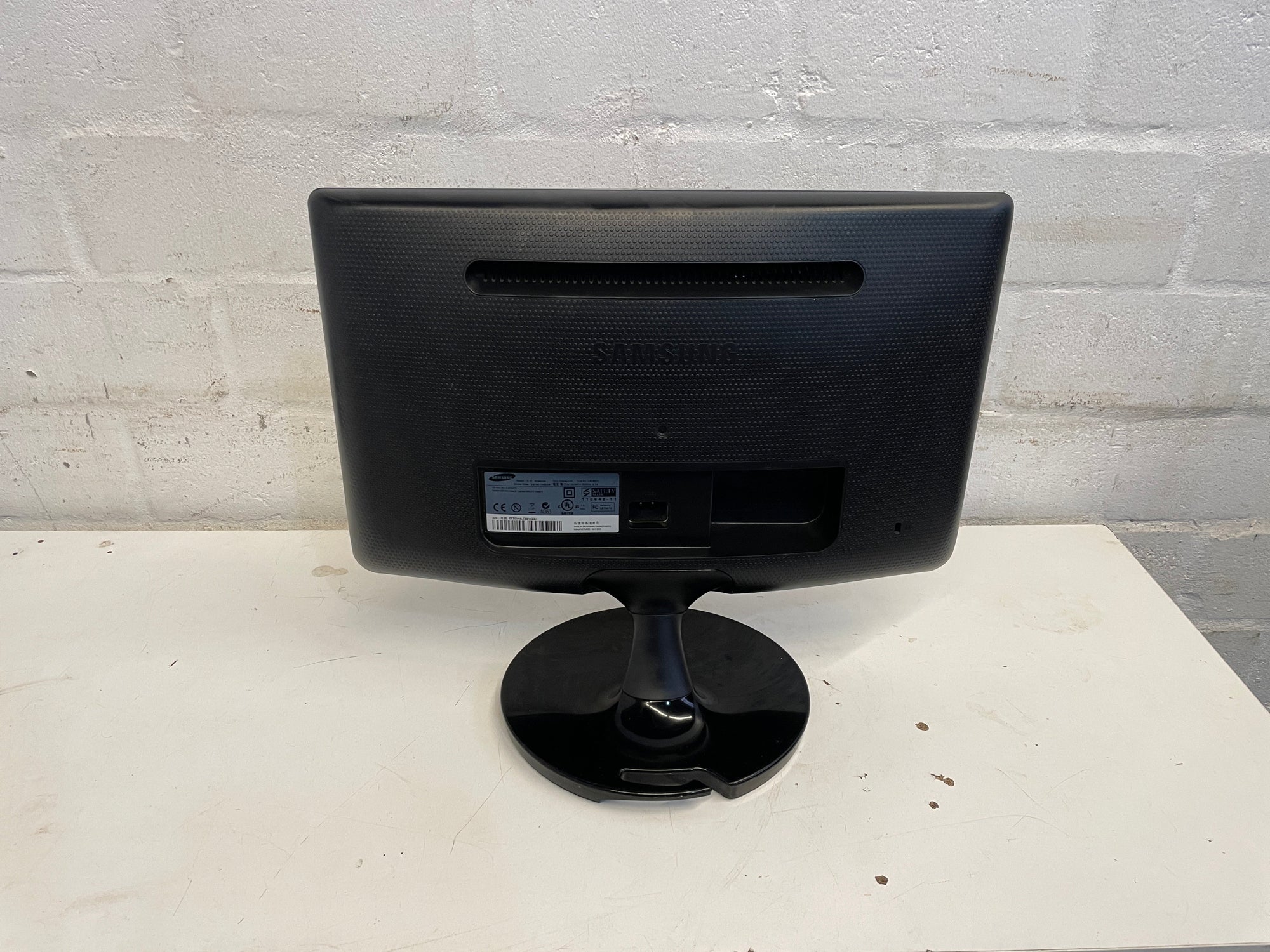 Samsung 18.5inch SyncMaster SA10 Monitor | 2ndhandwarehouse.com