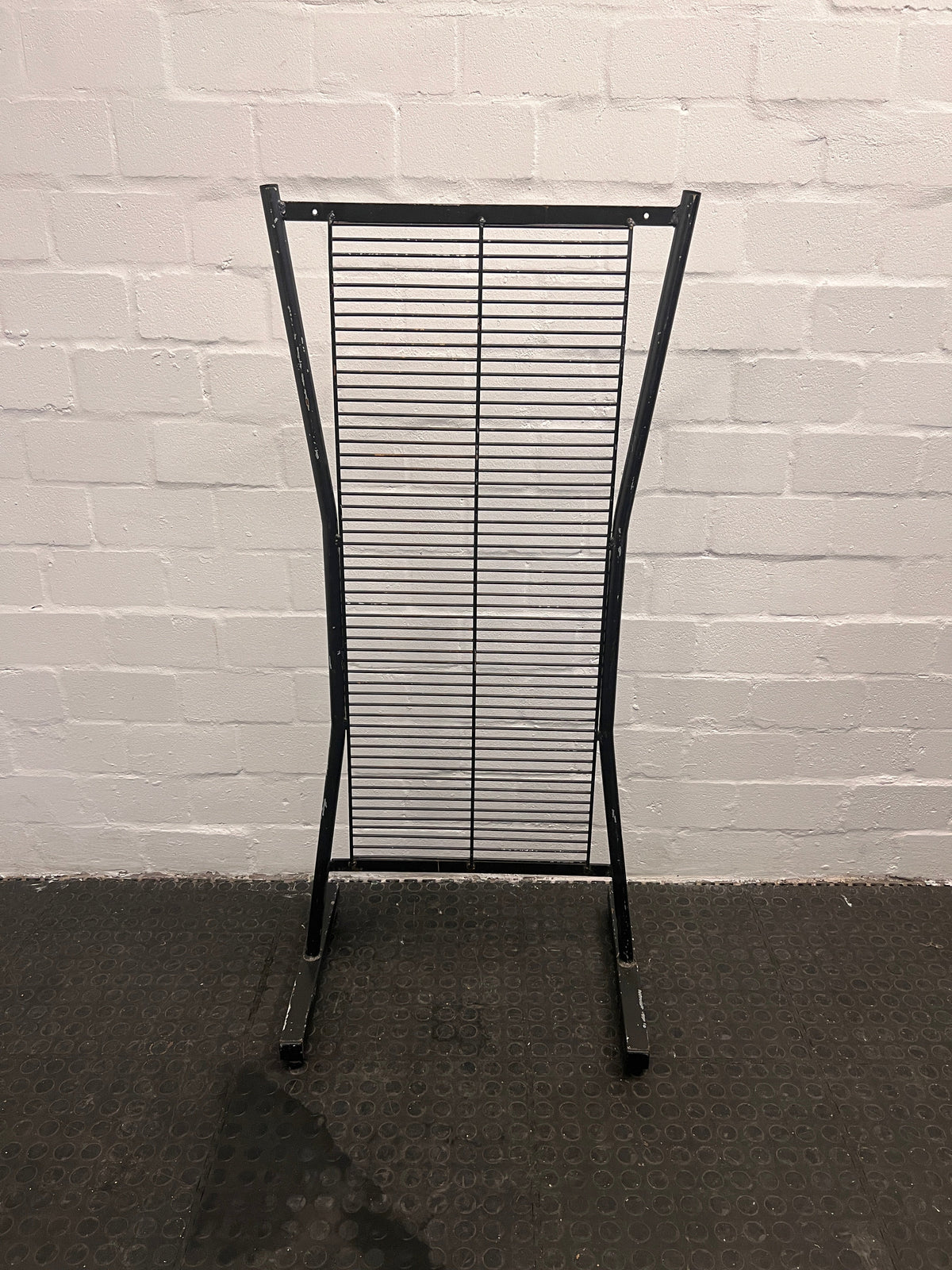 Black Stand Alone Display Rack | 2ndhandwarehouse.com