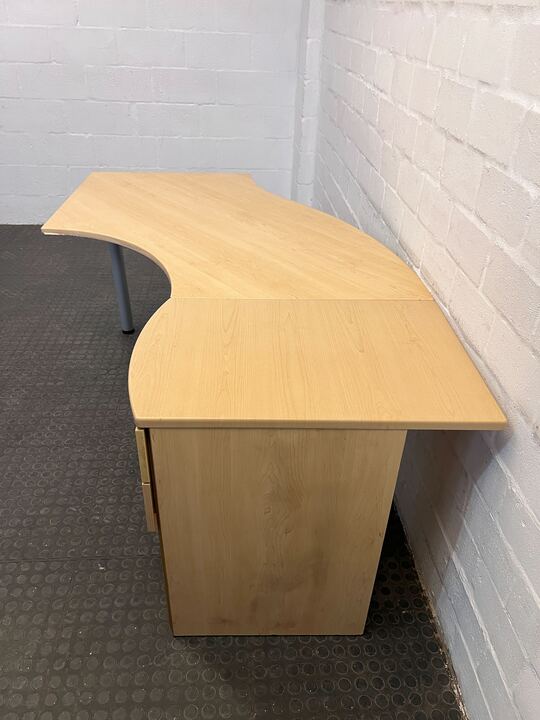 Light Brown Arrow Shaped Multi Cluster Desk with Two Drawers (Width ...