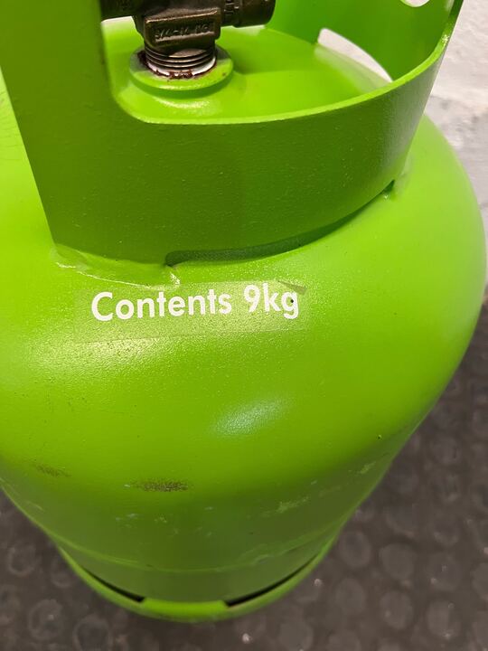 Oryx Energies Green Gas Bottle (9KG) | 2ndhandwarehouse.com