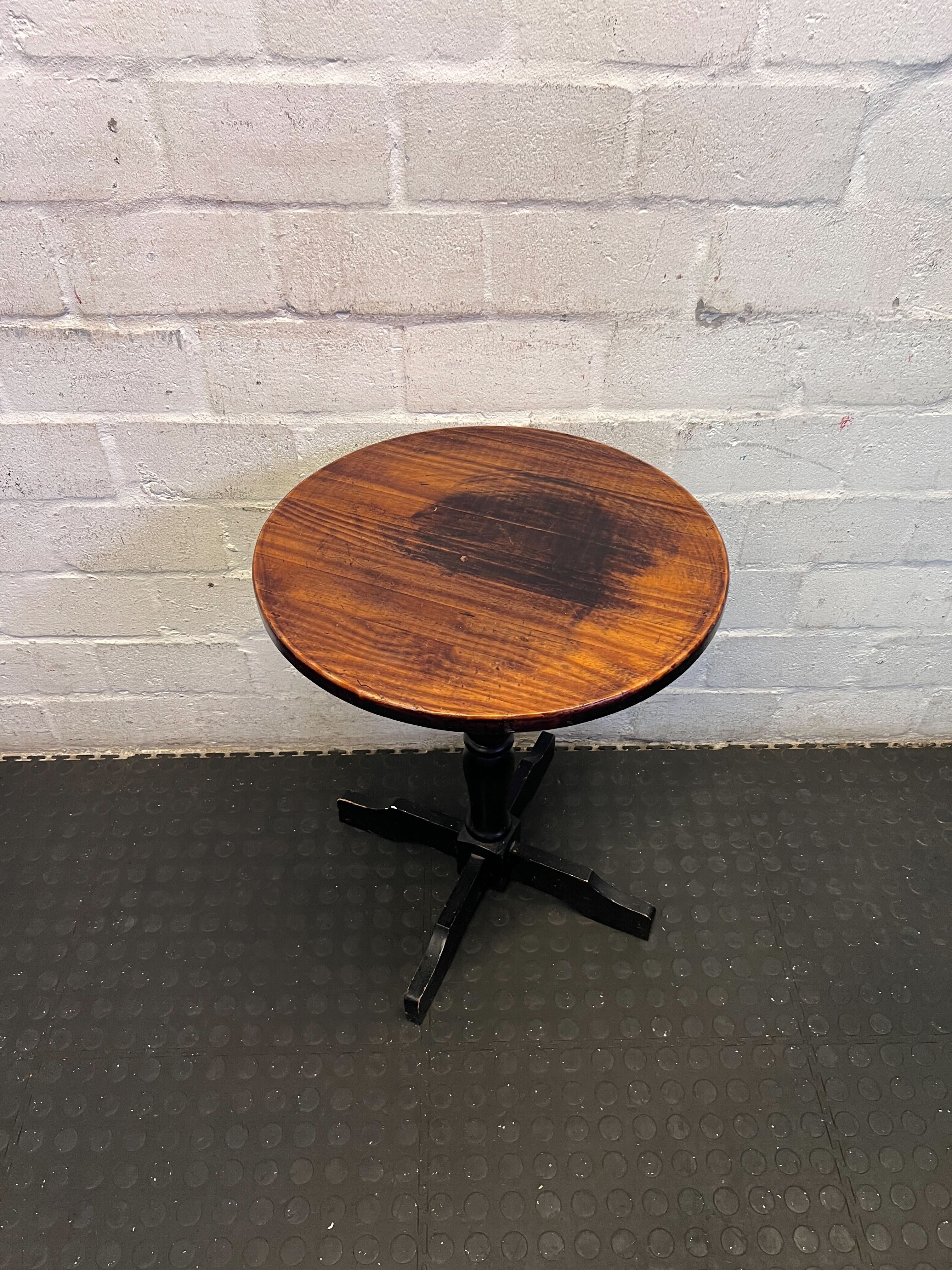 Rustic Round Pedestal Side Table - Vintage Wood Finish ...